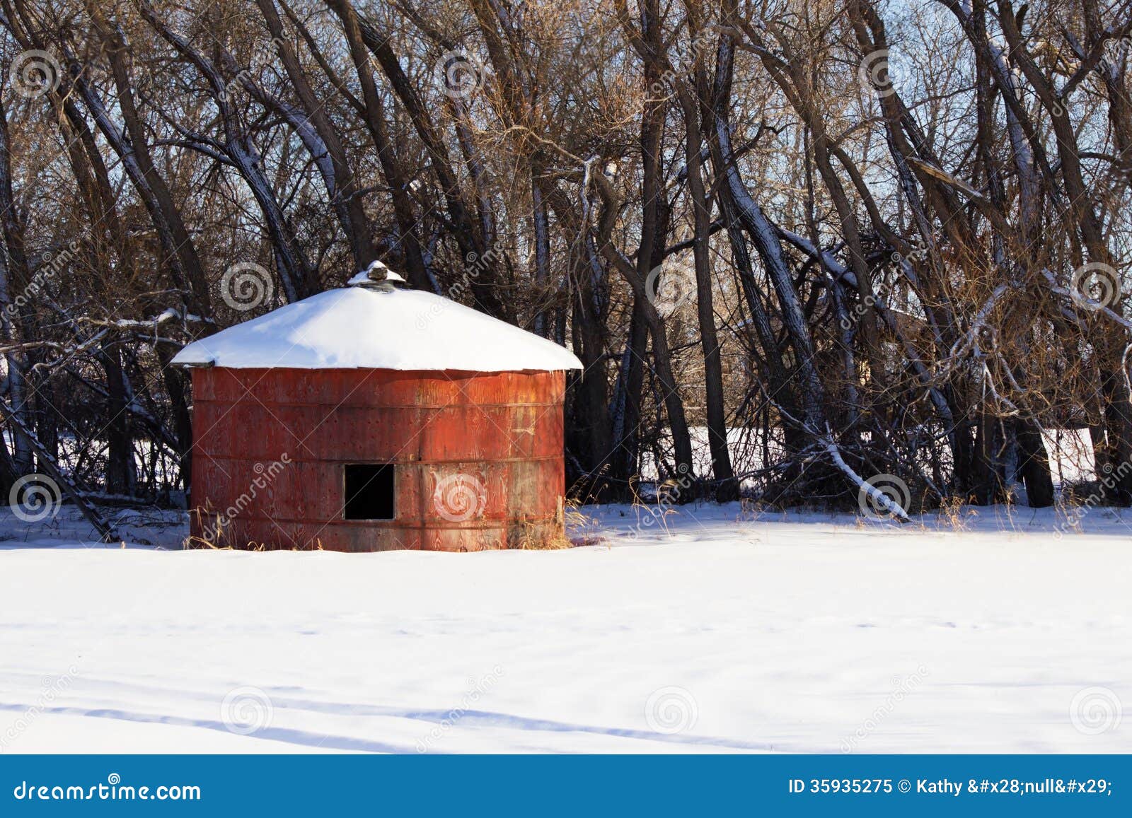 A short, red grain bin stock image. Image of painted - 35935275