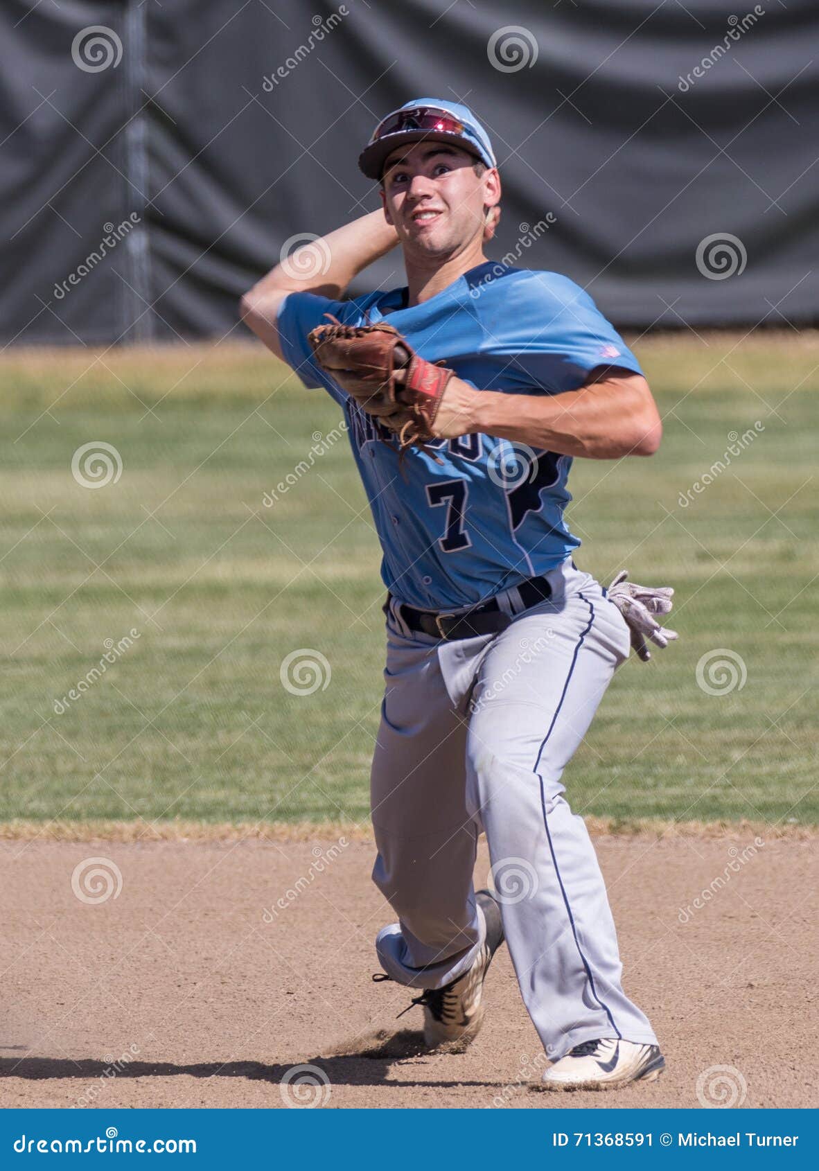 Shortstop foto editorial. Imagem de cultura, funcionamento - 71368591