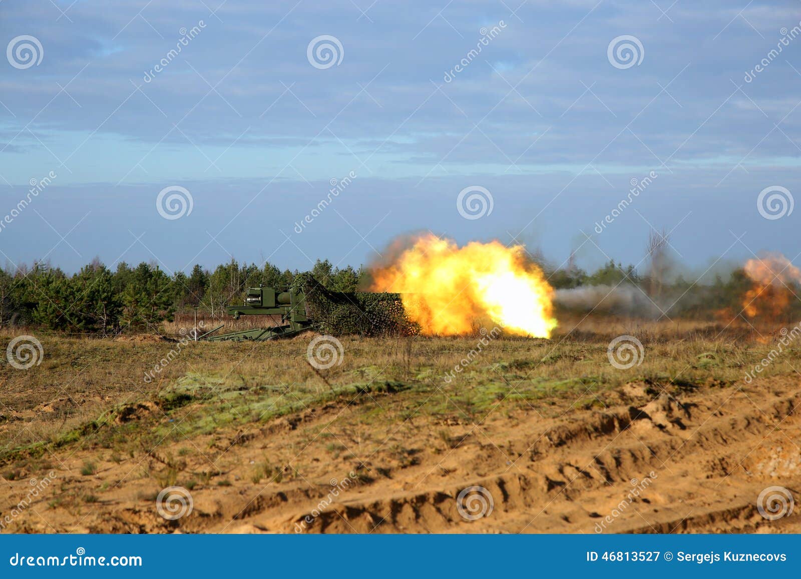 Shot of Artillery Fire with Flash Stock Image - Image of flashlight ...