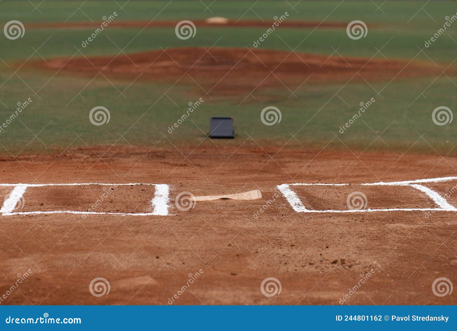 Shot of an Empty Baseball Field Stock Photo - Image of line, sport ...