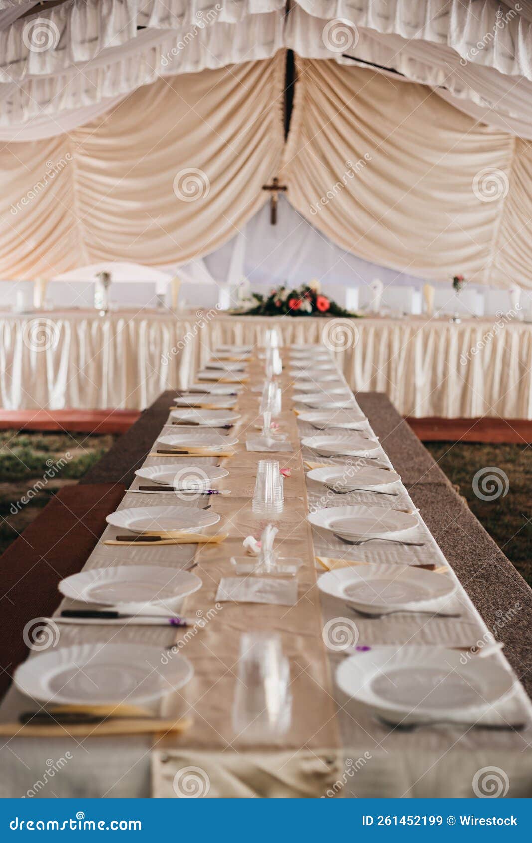 Shot of Table Setting at a Wedding Venue Stock Image - Image of party ...