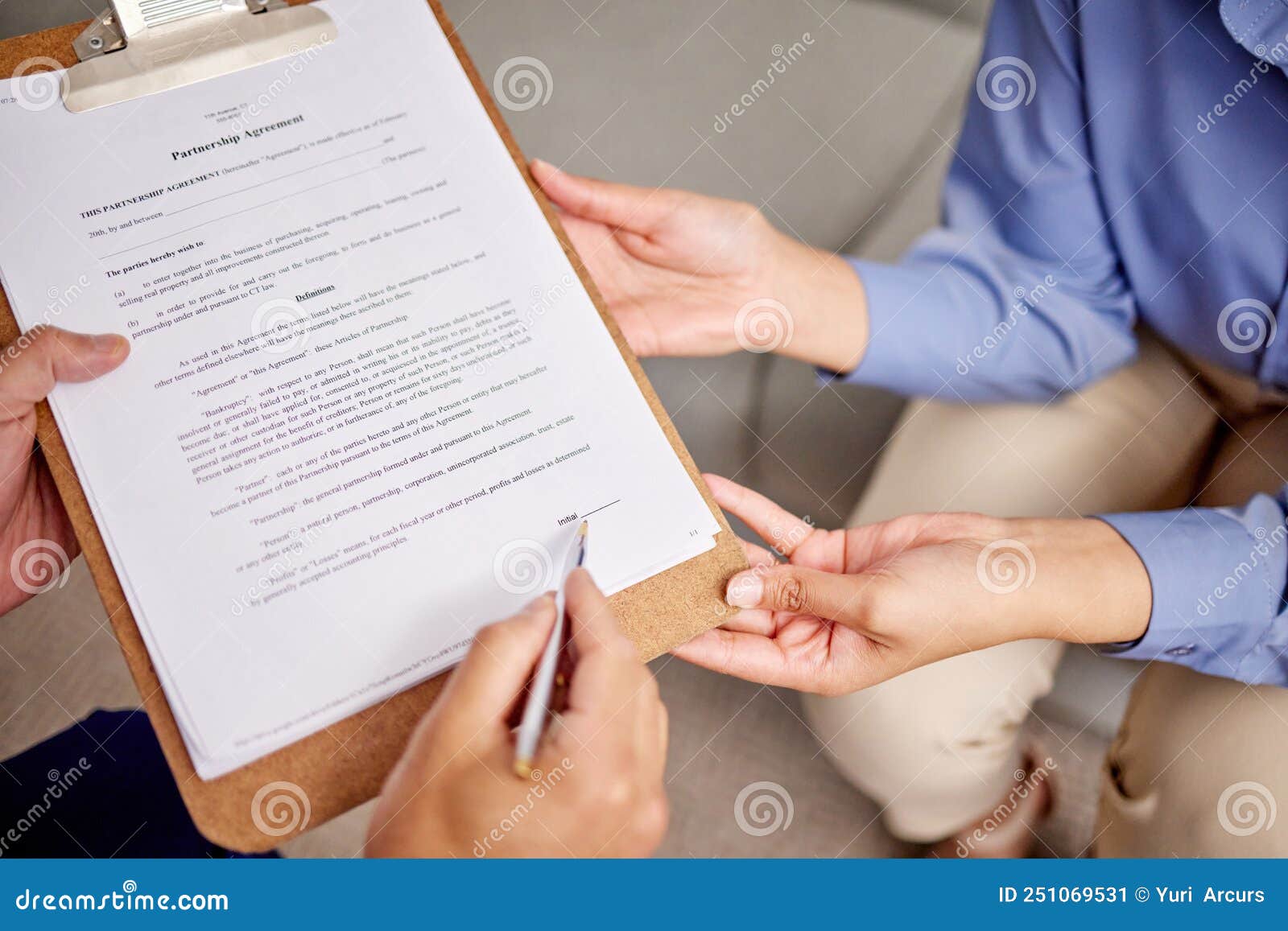May Every Room Fill Up with Joy. Shot of Two Unrecognizable People ...