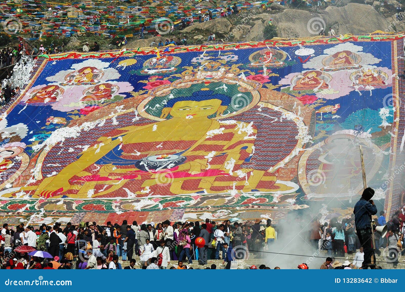 Shoton festival in Tibet editorial photography. Image of monks - 13283642