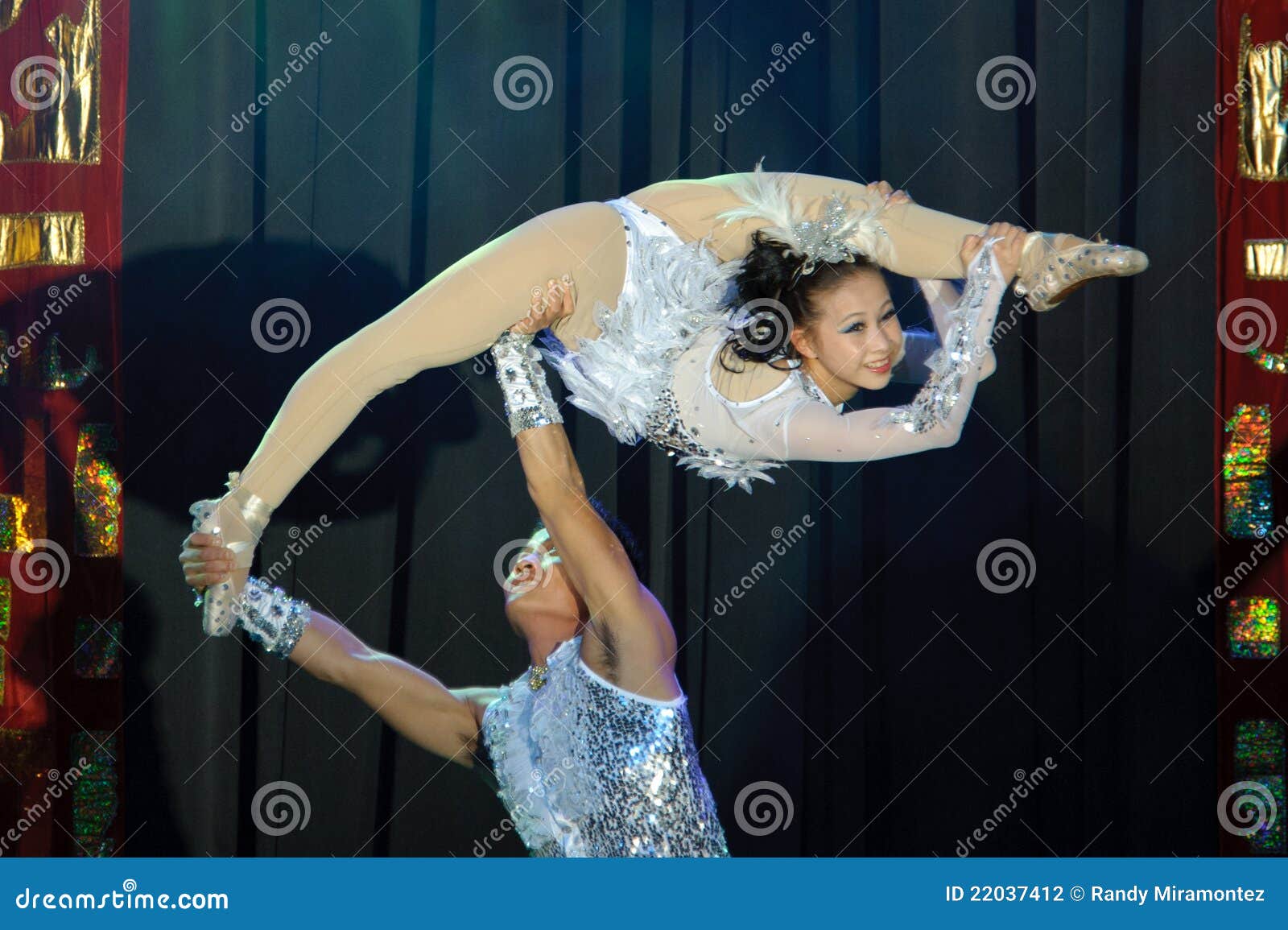 Shoulder Ballet editorial photography. Image of thunder - 22037412