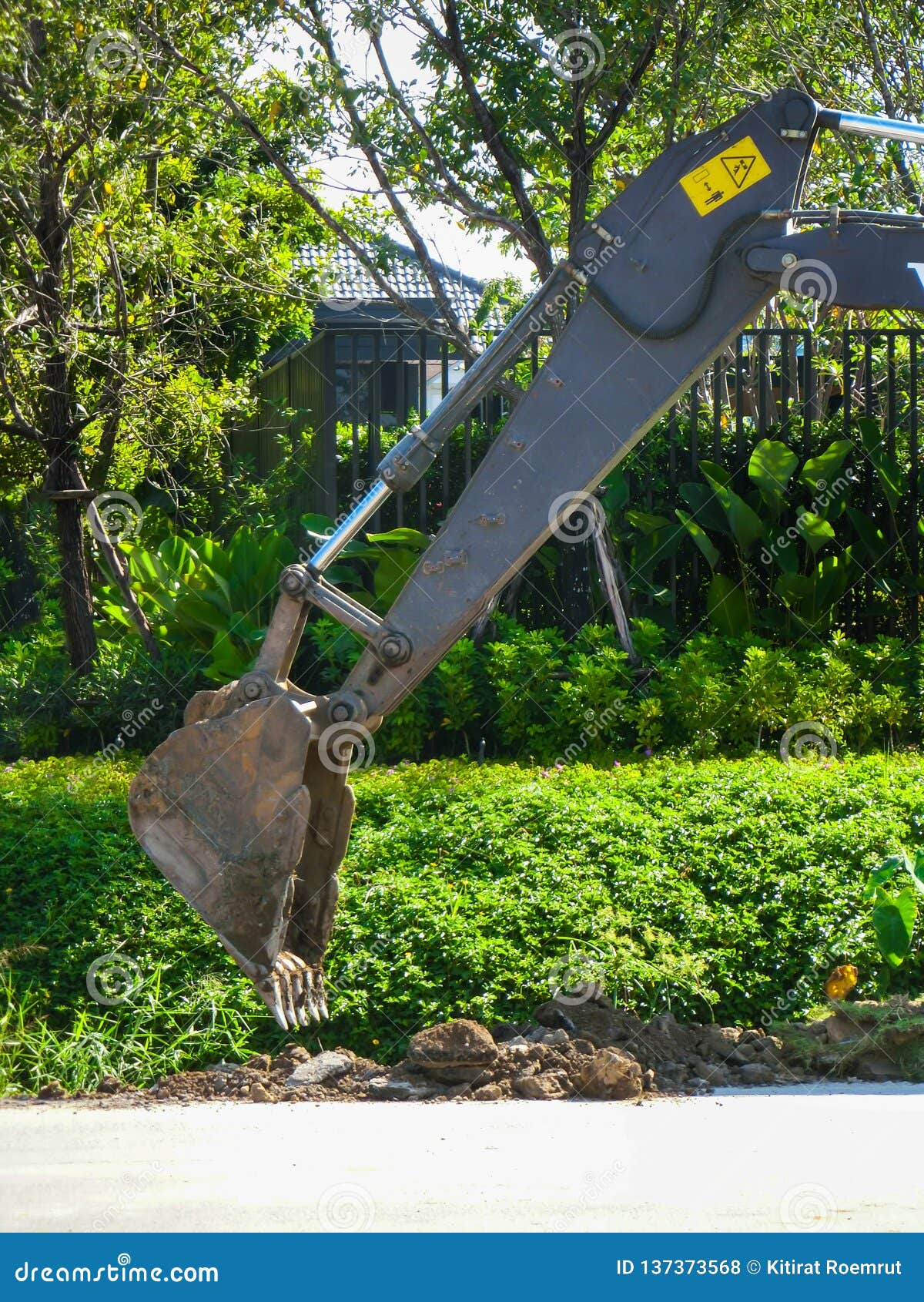 Shoulder Work stock photo. Image of excavator, work - 137373568