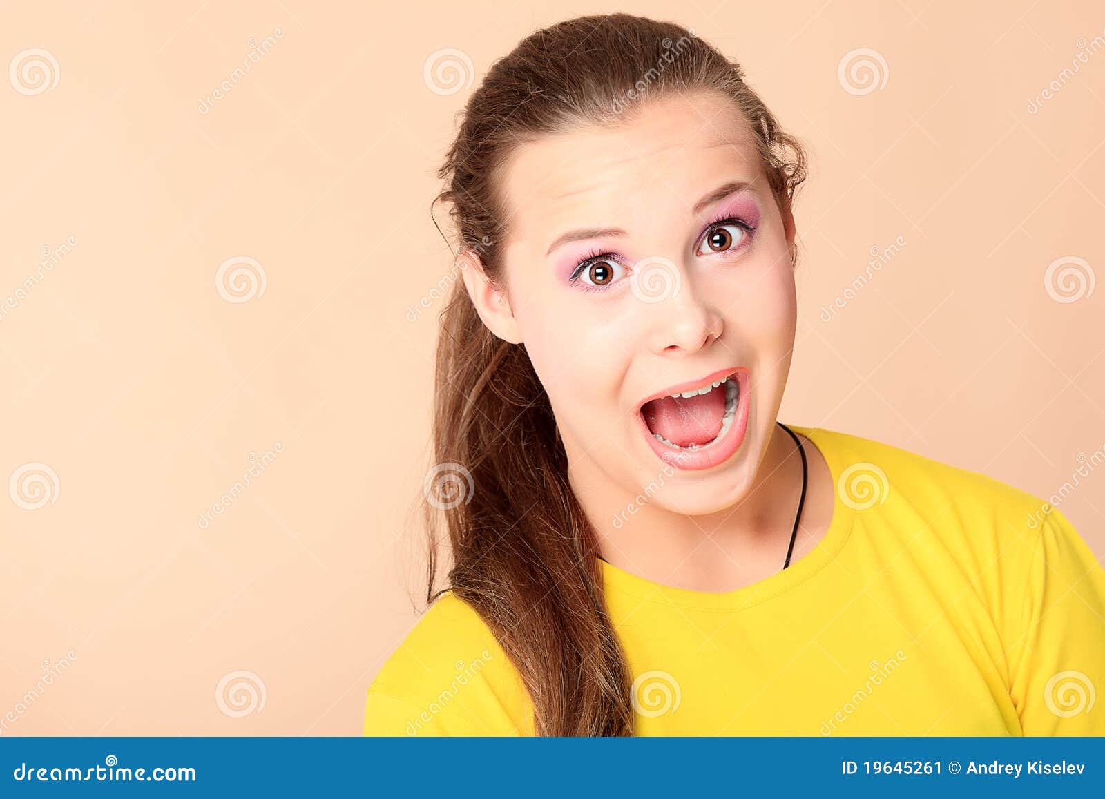 Shouting Picture. Image: 19645261