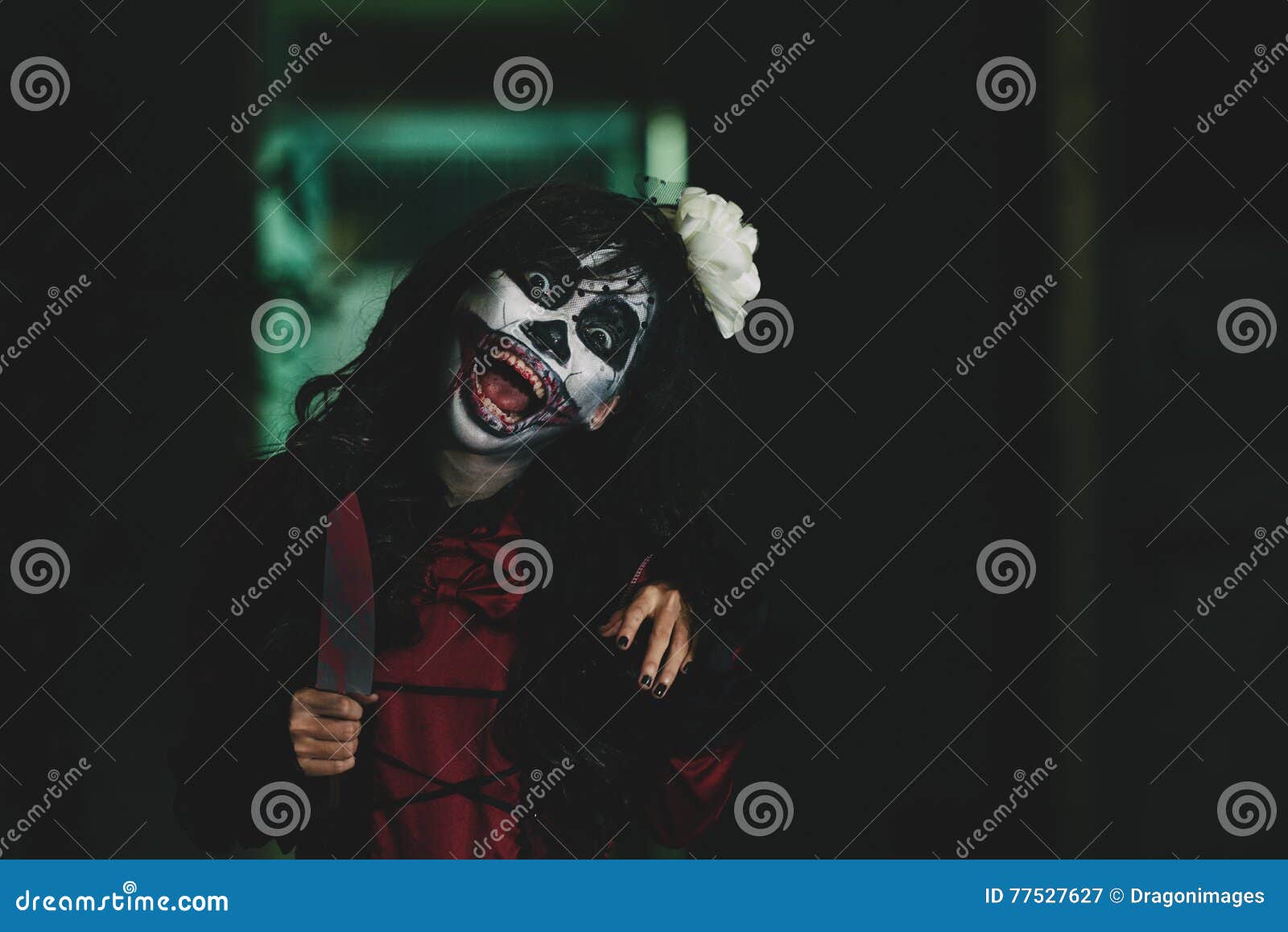 Shouting spooky girl stock image. Image of makeup, costume - 77527627