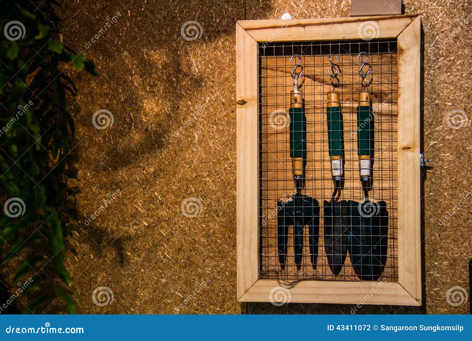 Shovel, Hand Tool for Grow Plant Stock Photo - Image of garden, grow ...
