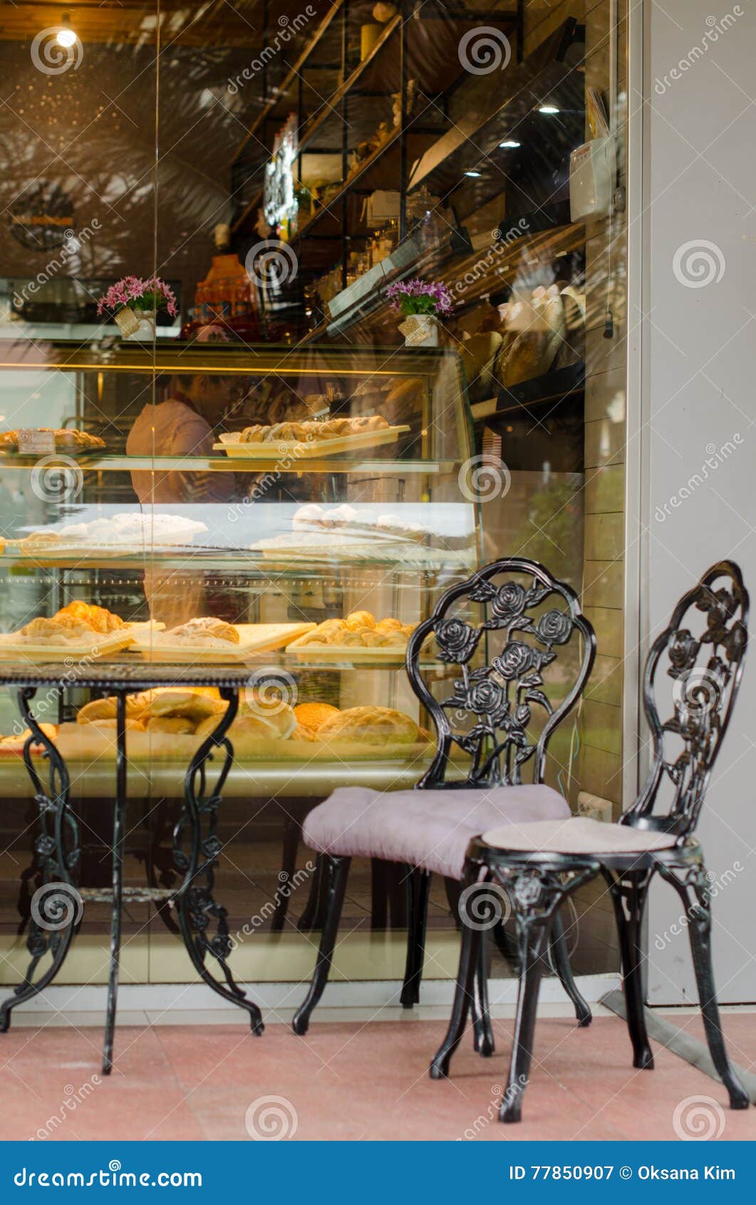 Showcases cafe editorial photography. Image of closeup - 77850907