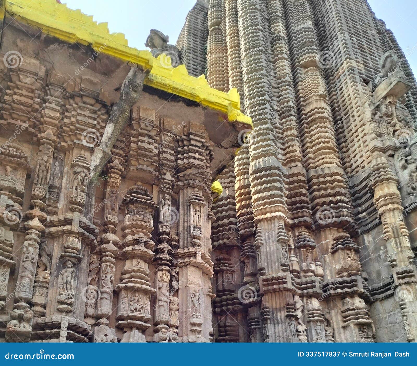 Shri Madhaba temple editorial photography. Image of construction ...