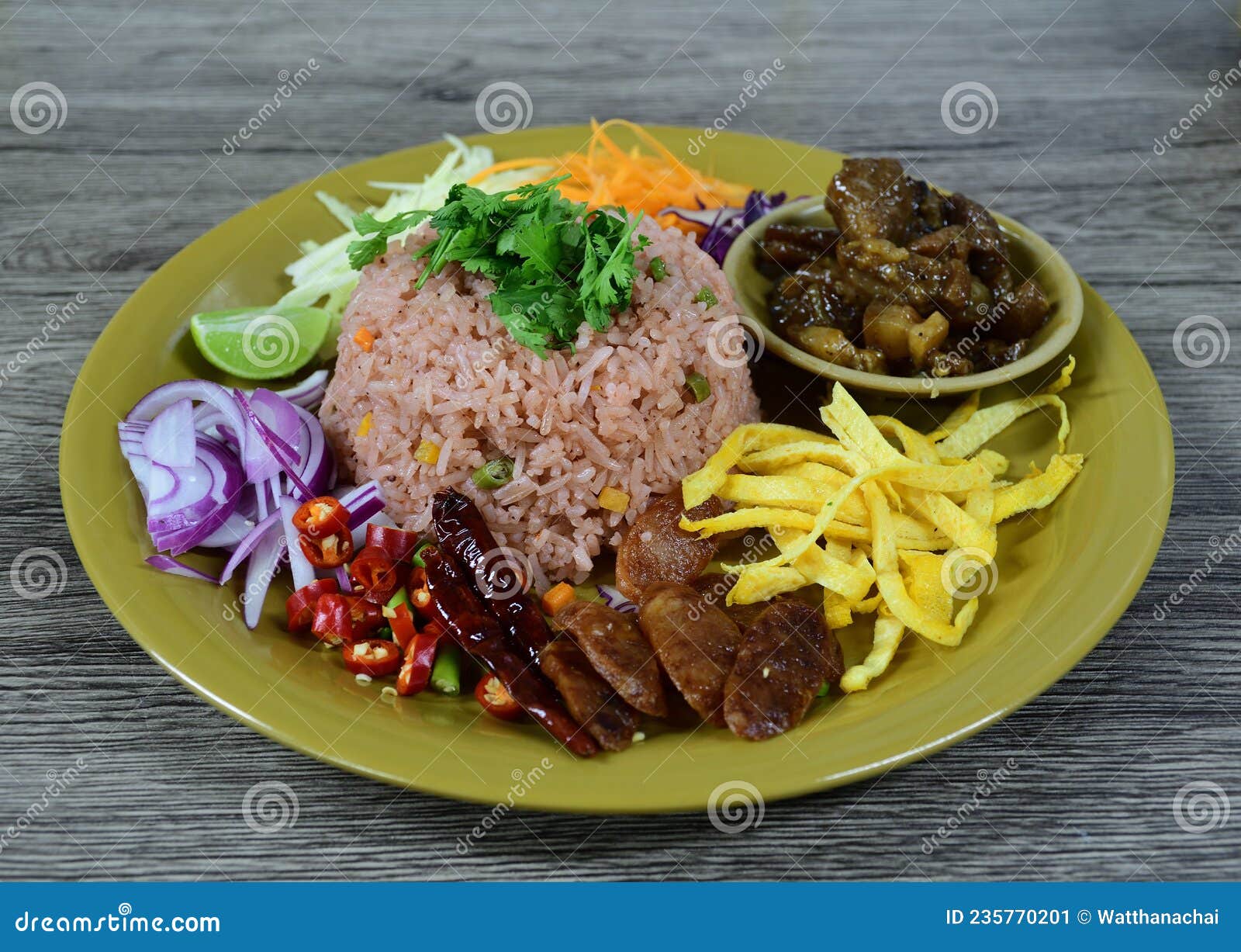 Shrimp paste fried rice stock image. Image of lemon - 235770201