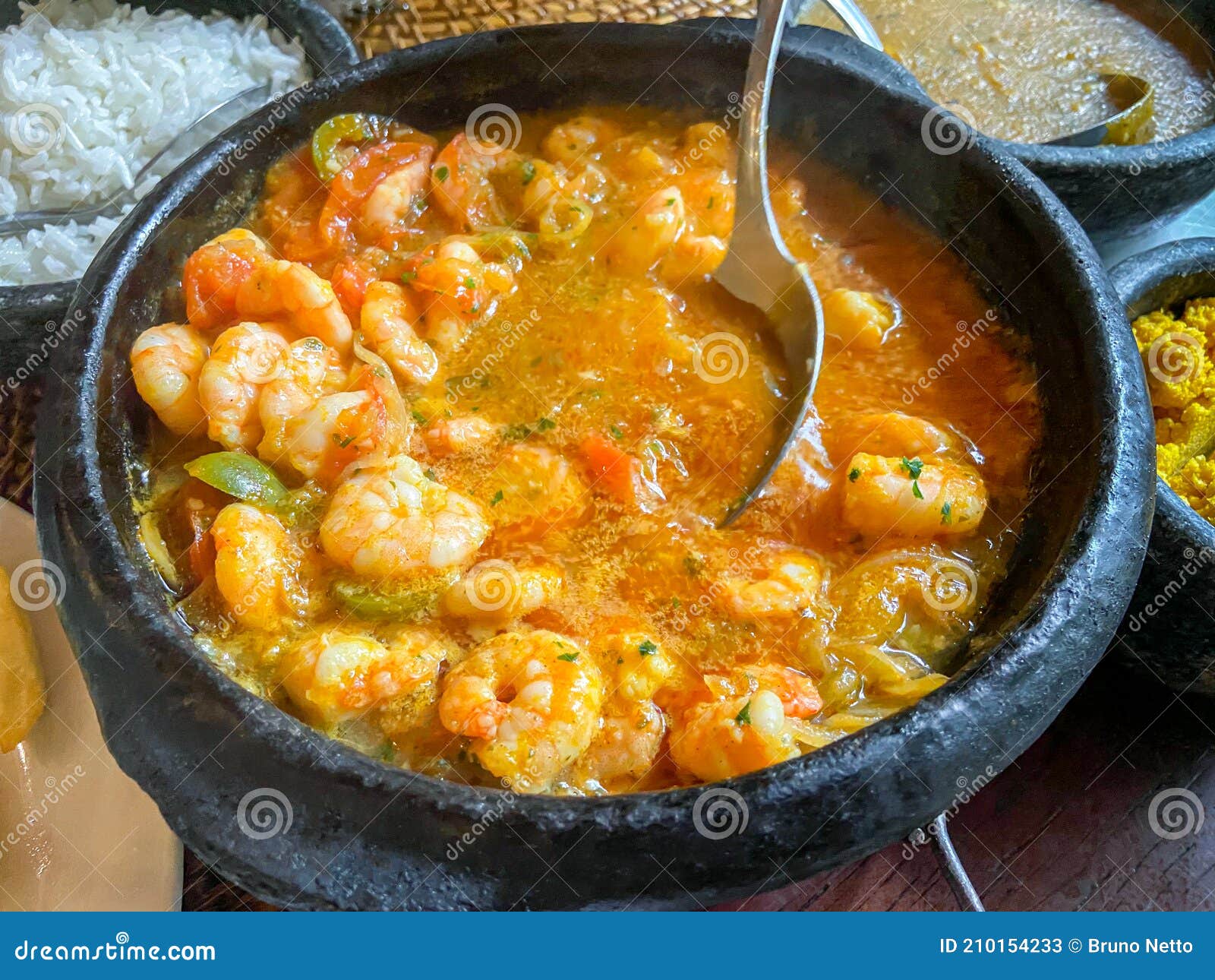 Shrimp Stew in the Clay Pot Stock Image - Image of bowl, cooking: 210154233