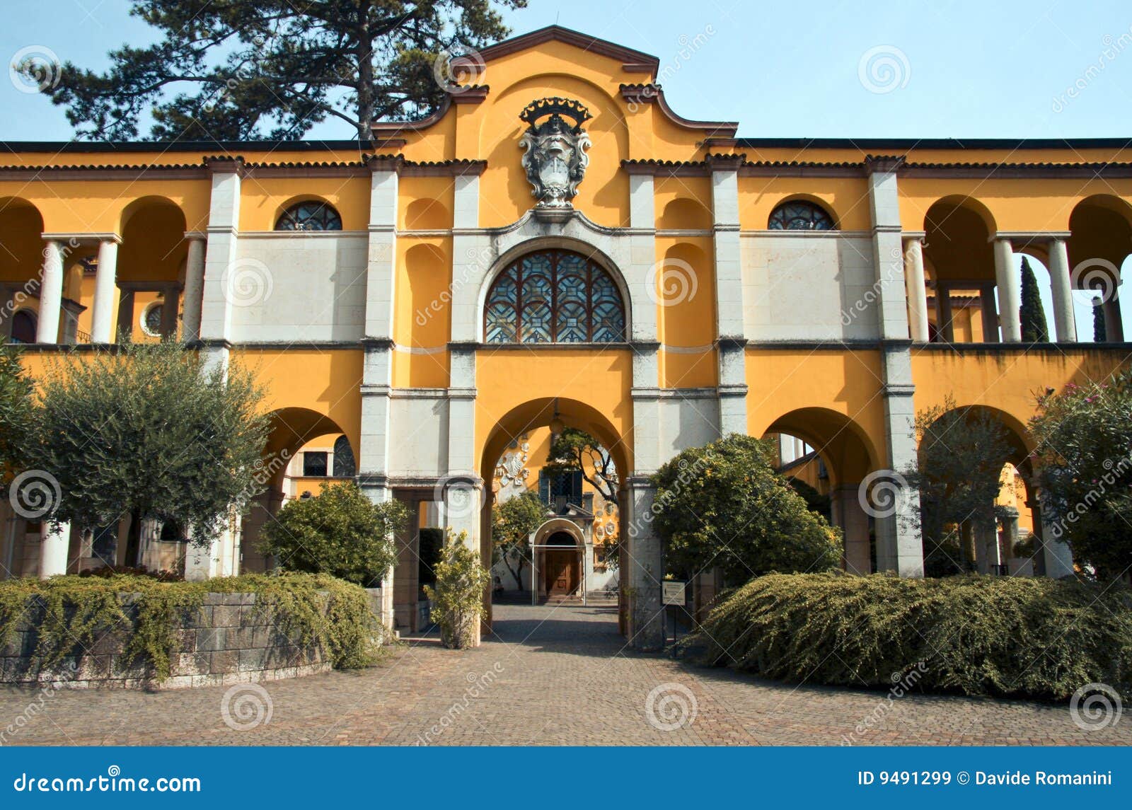 The Shrine of Italian Victories Stock Image - Image of grave, riviera ...