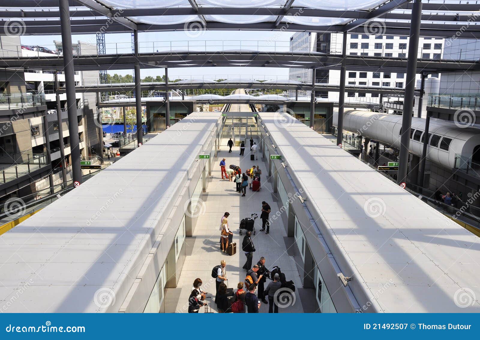 Shuttle Station at Gatwick Airport Editorial Photography - Image of ...