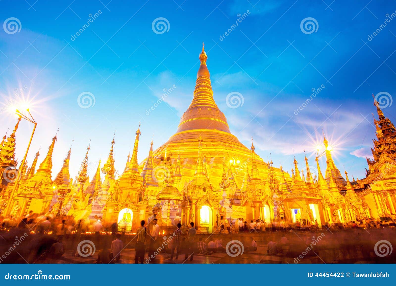 Shwedagon Pagoda in Yagon, Myanmar Stock Photo - Image of myanmar ...
