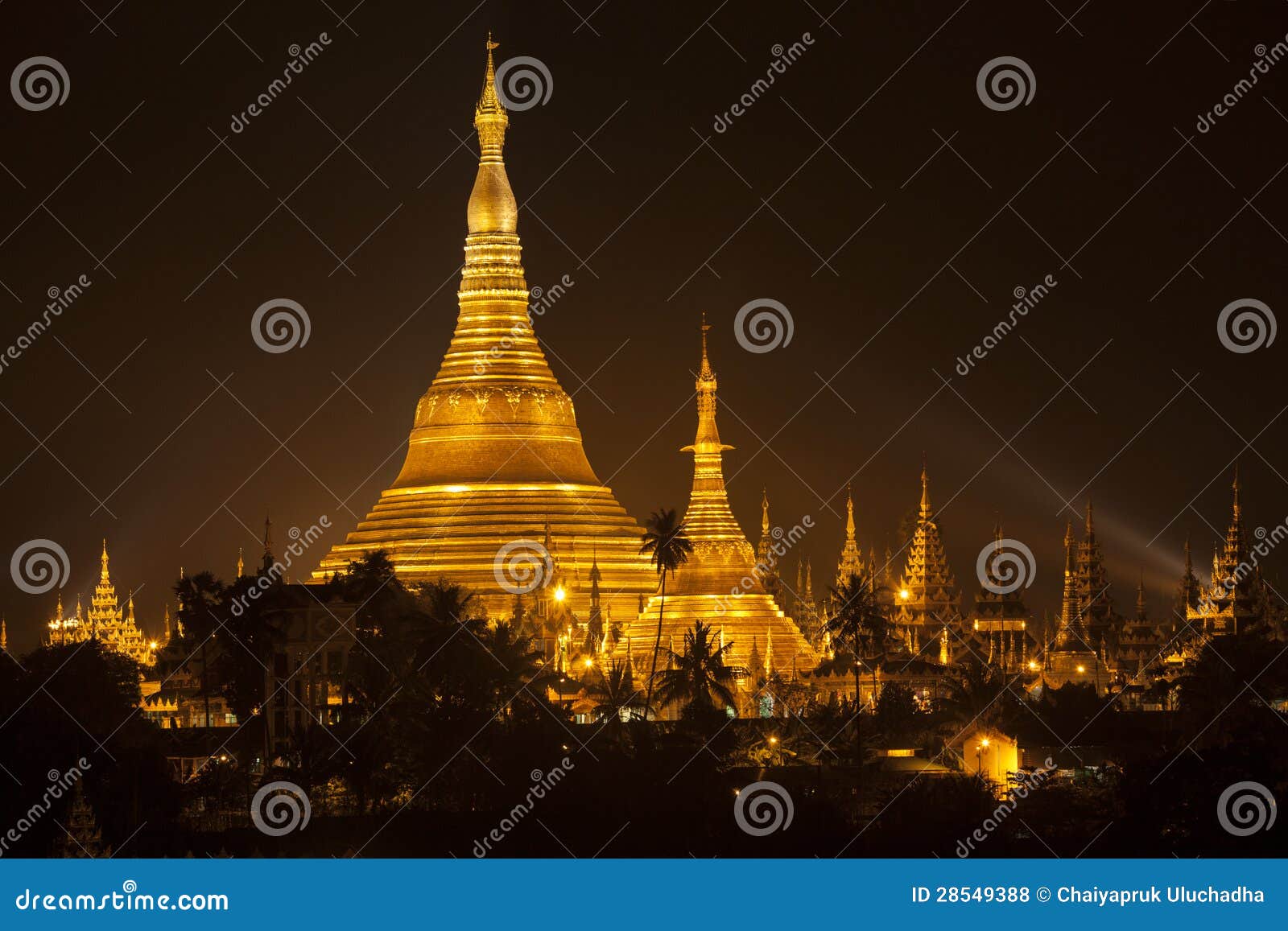 Shwedagon Pagoda in Yangon (Rangoon), Myanmar Stock Photo - Image of ...