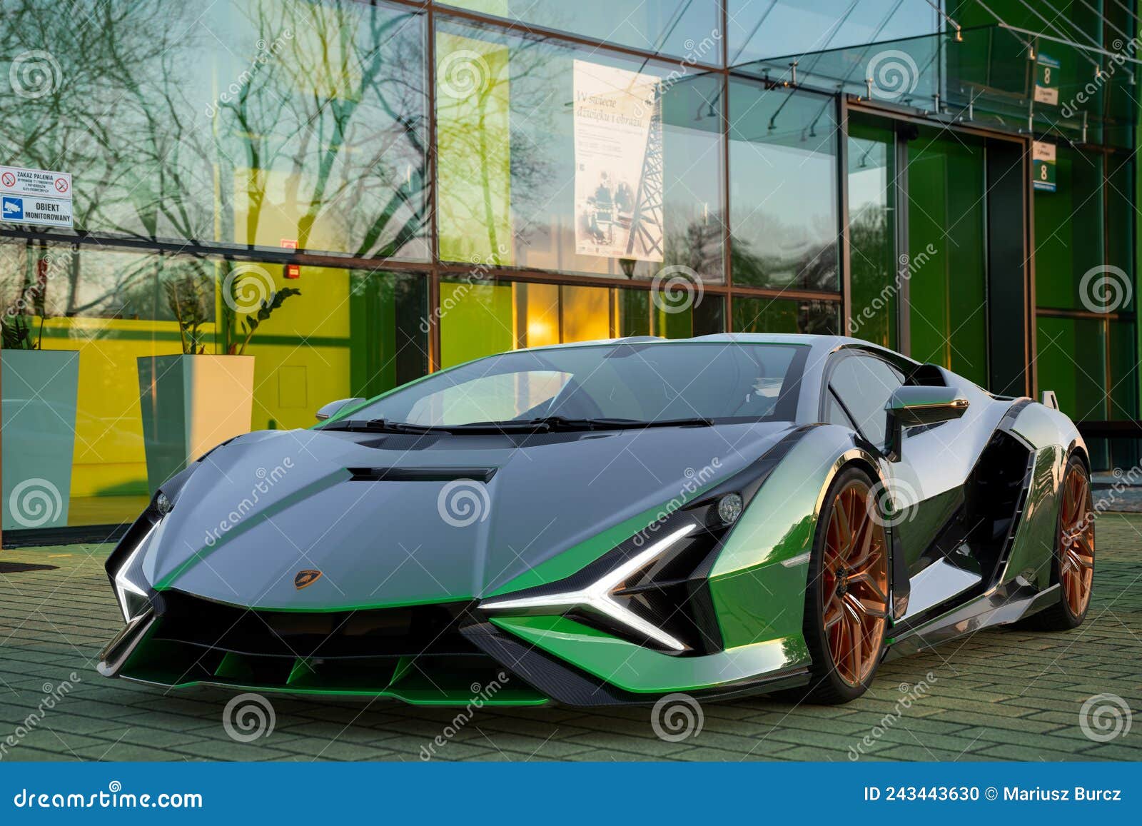 SiÃ¡n is the First-ever Hybrid-powered Lamborghini Editorial Image ...