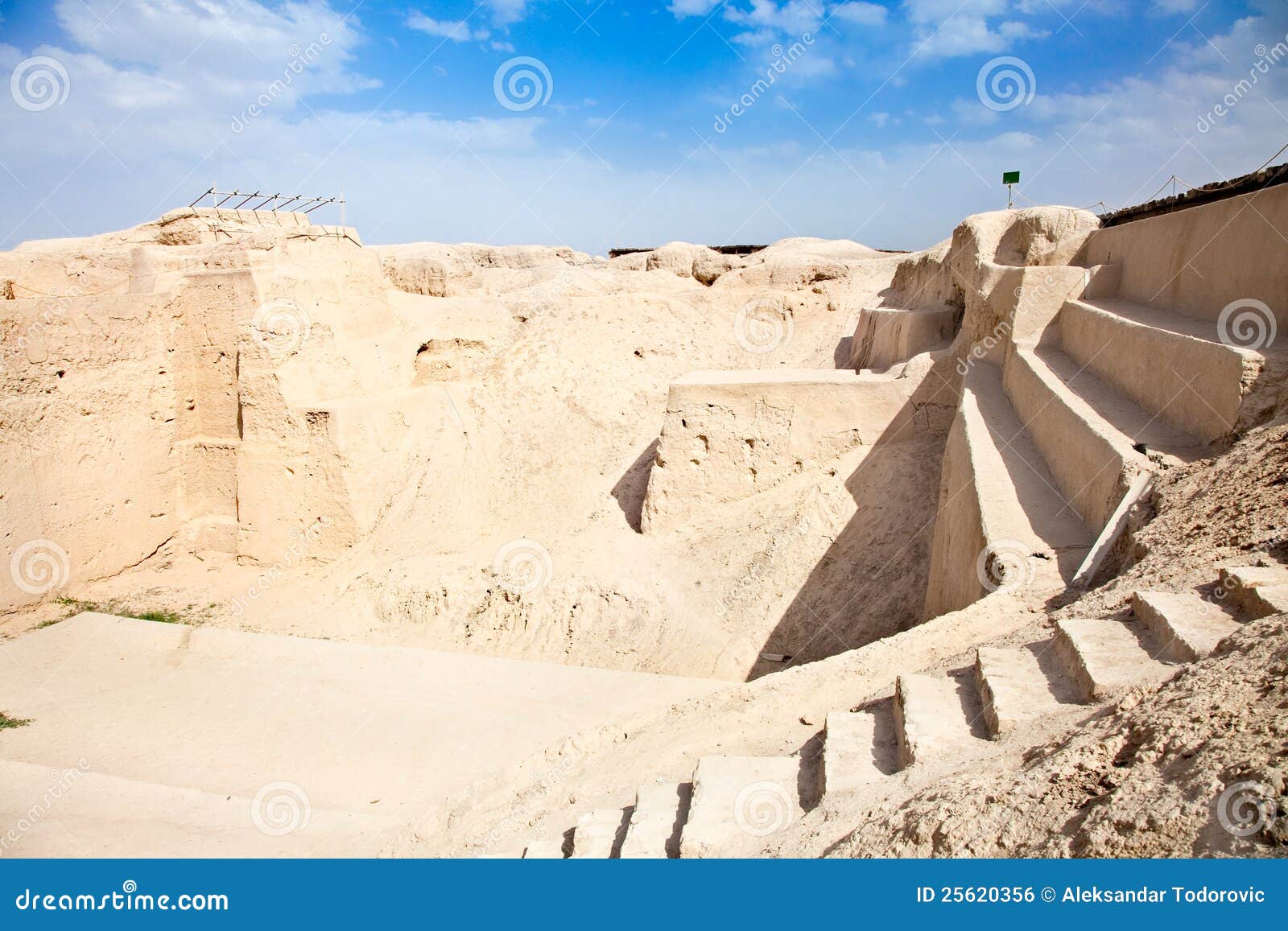 Sialk Terraced Step Pyramid. Kashan; Iran Stock Photo - Image of steps ...