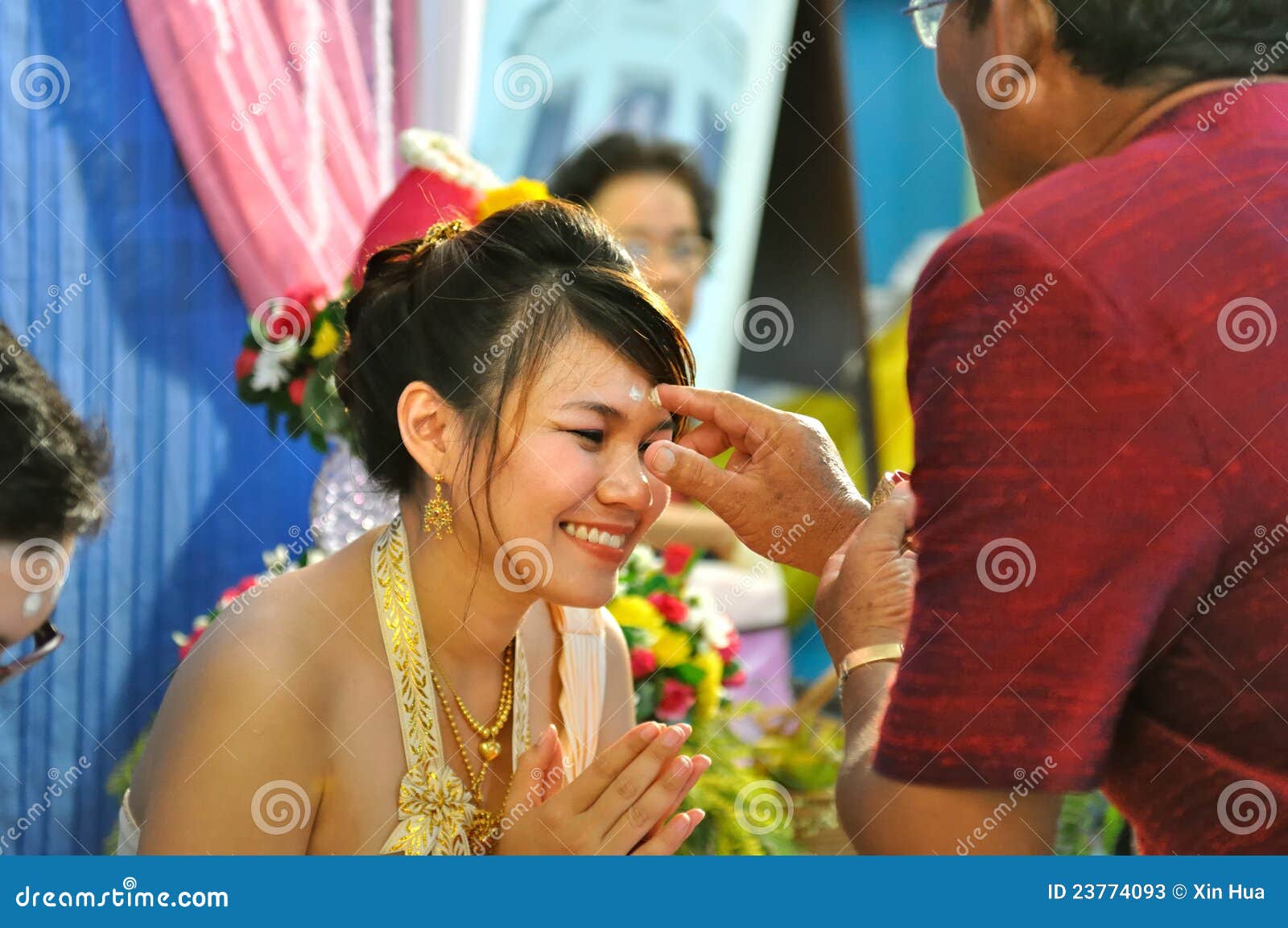 Siamesische Hochzeit redaktionelles stockfoto. Bild von glücklich ...