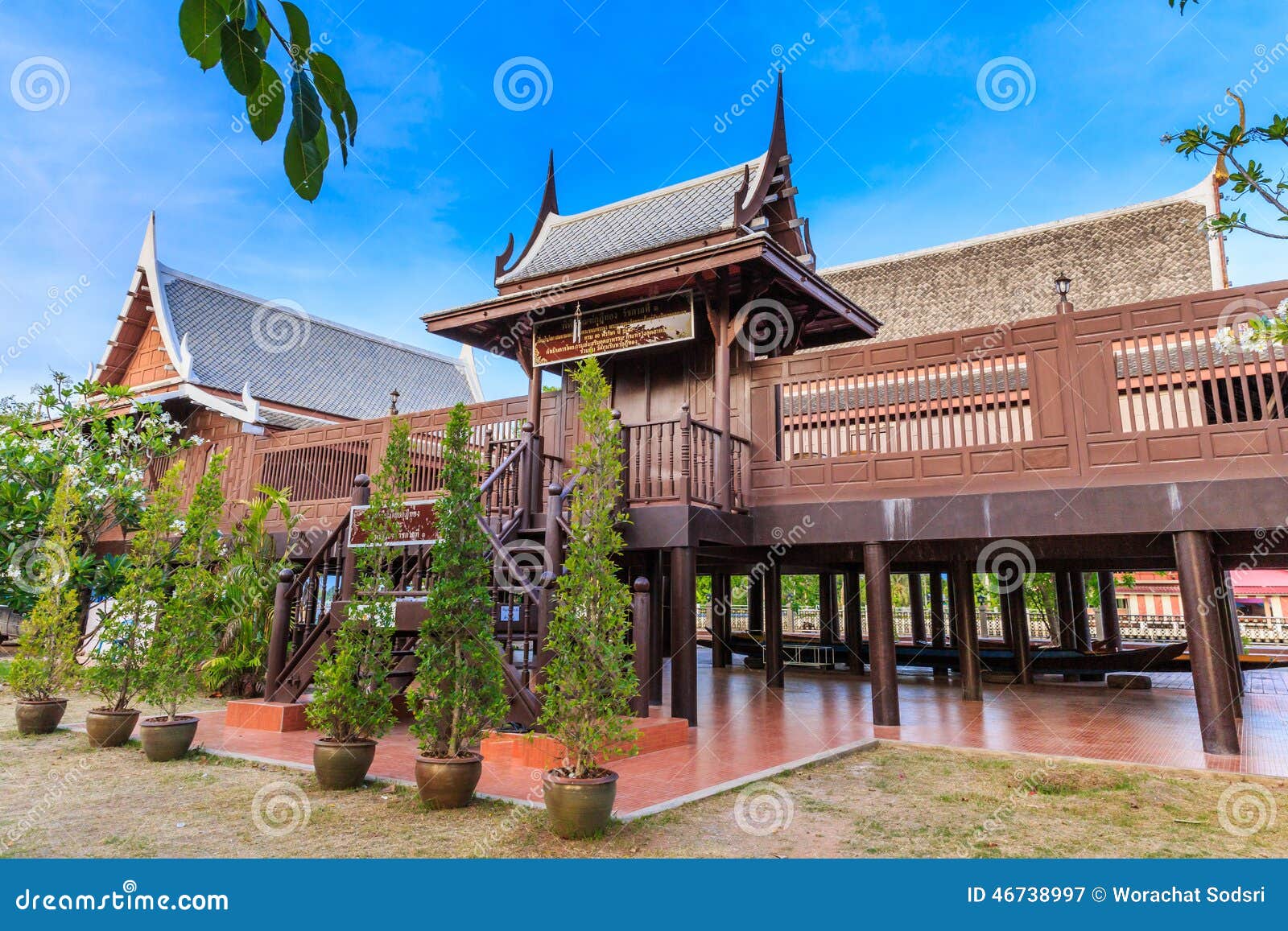 Siamesisches Haus stockbild. Bild von palast, nave, buddhistisch - 46738997