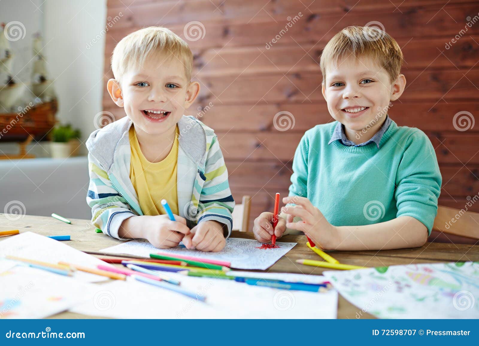 Siblings drawing stock image. Image of smiling, artwork - 72598707