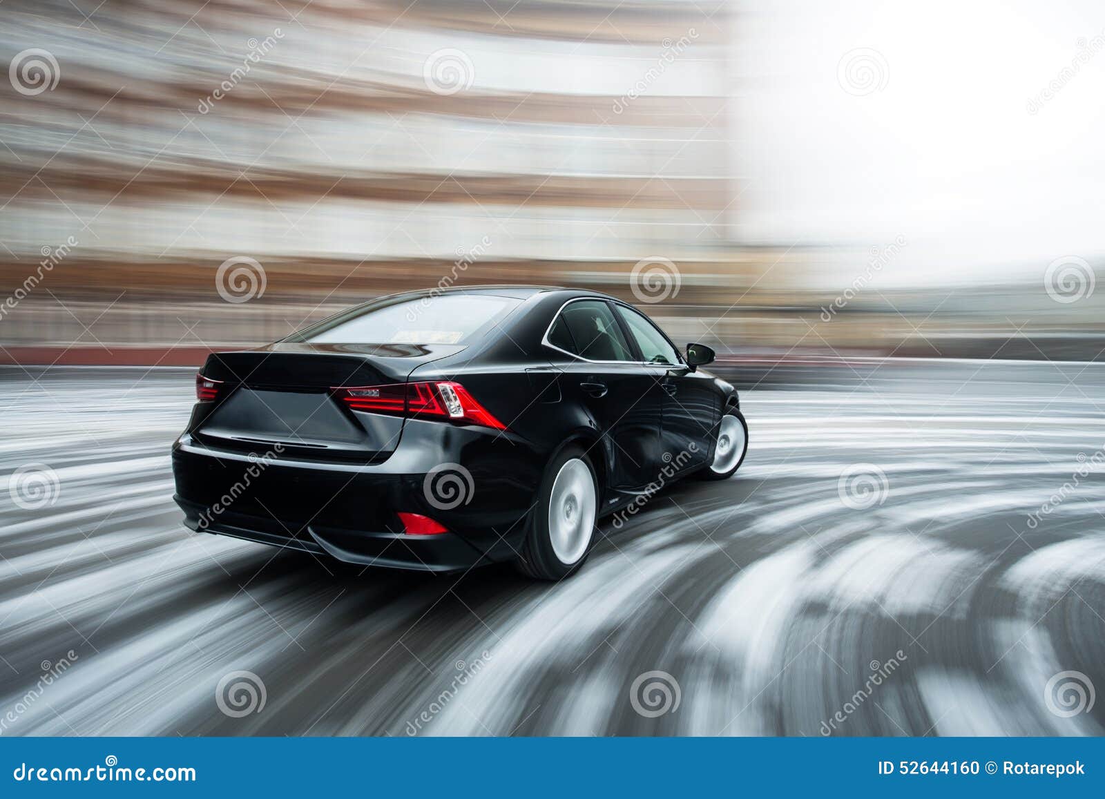 Sich Schnell Bewegende Autowinterversion Stockfoto - Bild von laufen ...