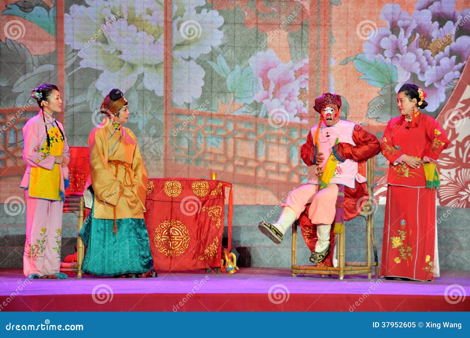 Sichuanese Opera Performance on Lantern Festival Editorial Image ...