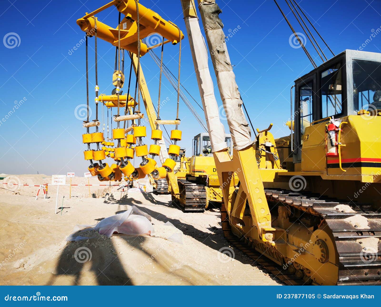 Side Boom during Pipe Lowring Editorial Image - Image of nice, boom ...