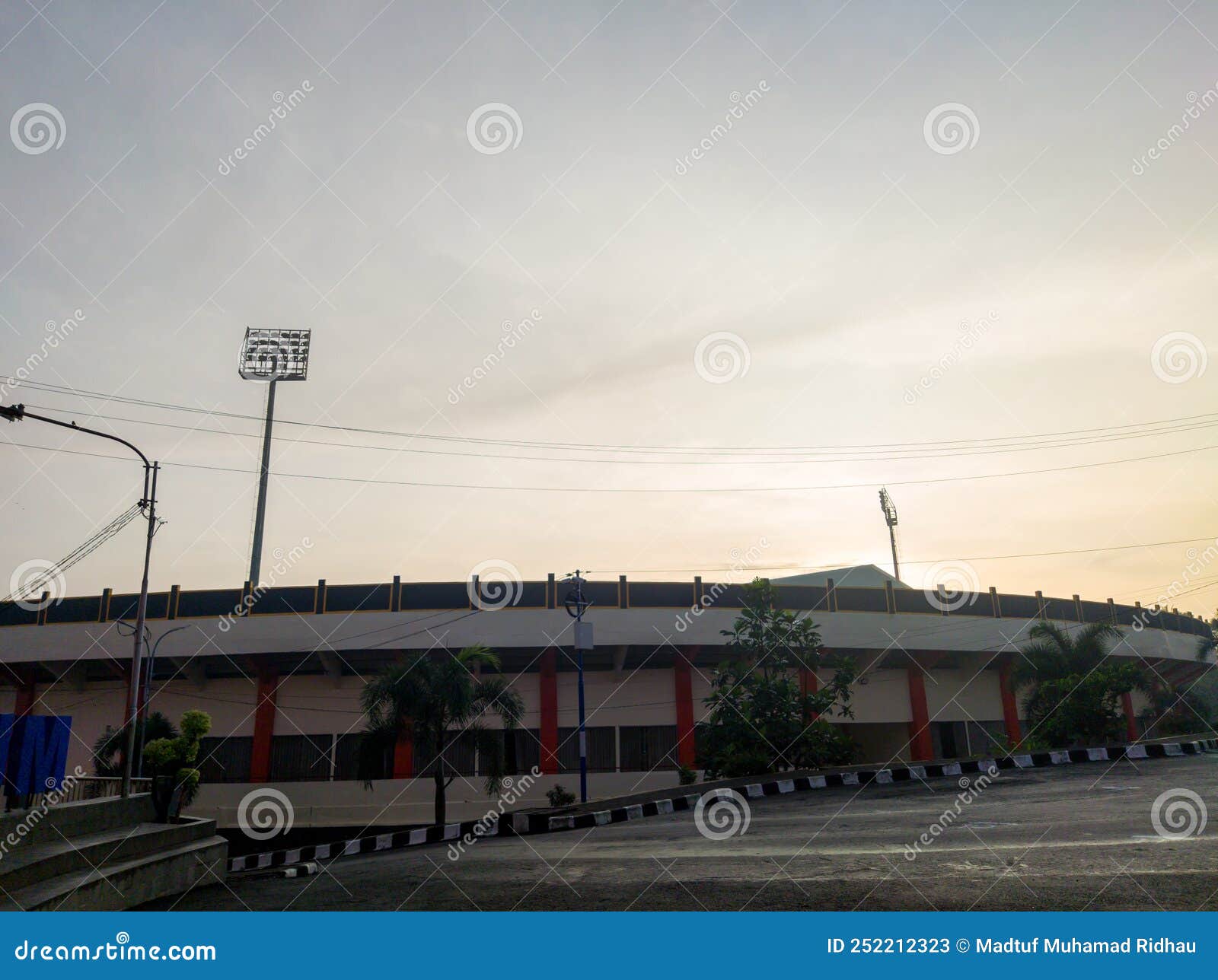 Side Exterior Design View of a Stadium Stock Image - Image of building ...