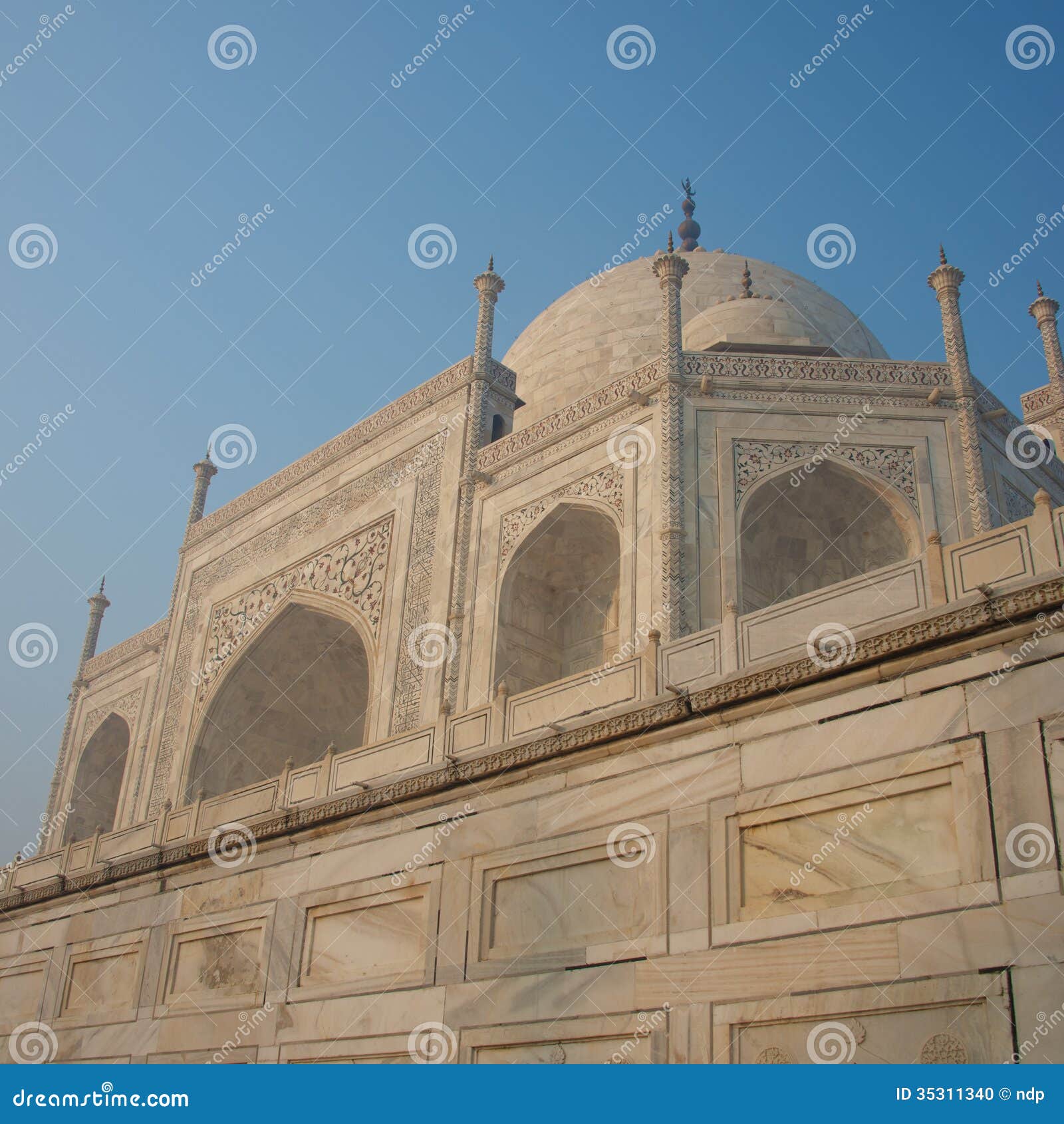 Side of Taj Mahal at an Angle Stock Photo - Image of angle, side: 35311340