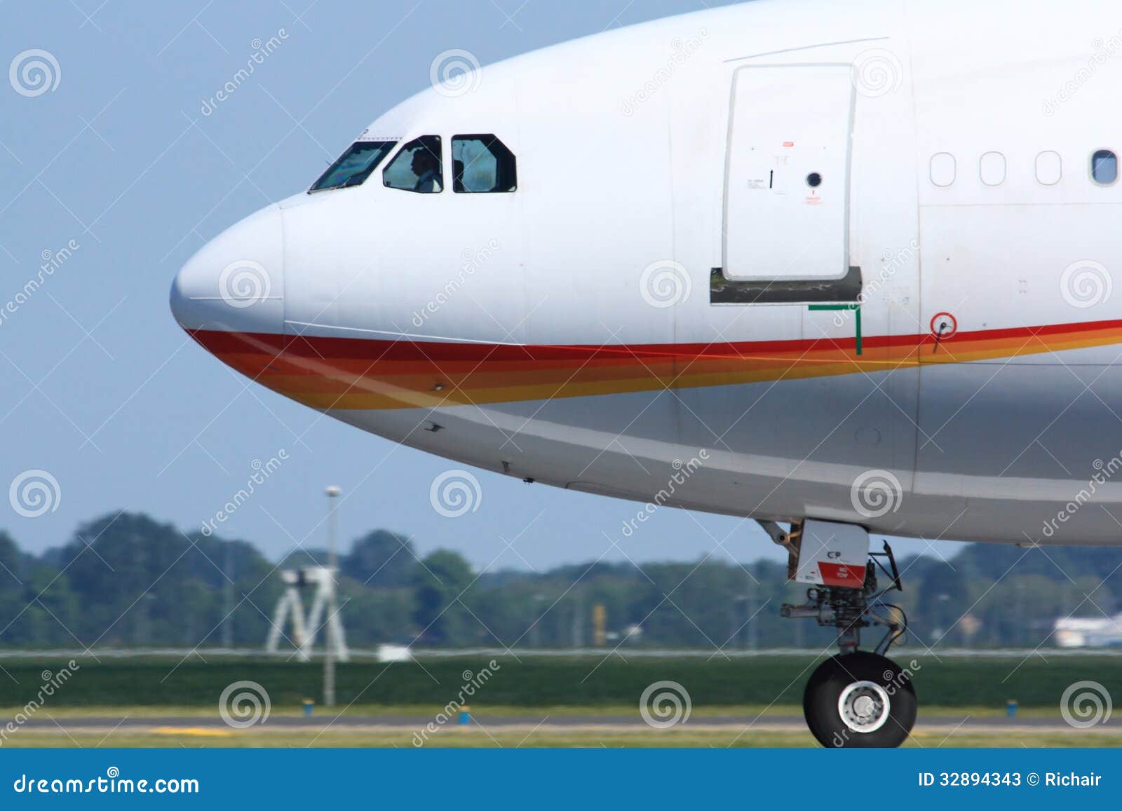 Side View of Airliner Cockpit Editorial Stock Photo - Image of nose ...