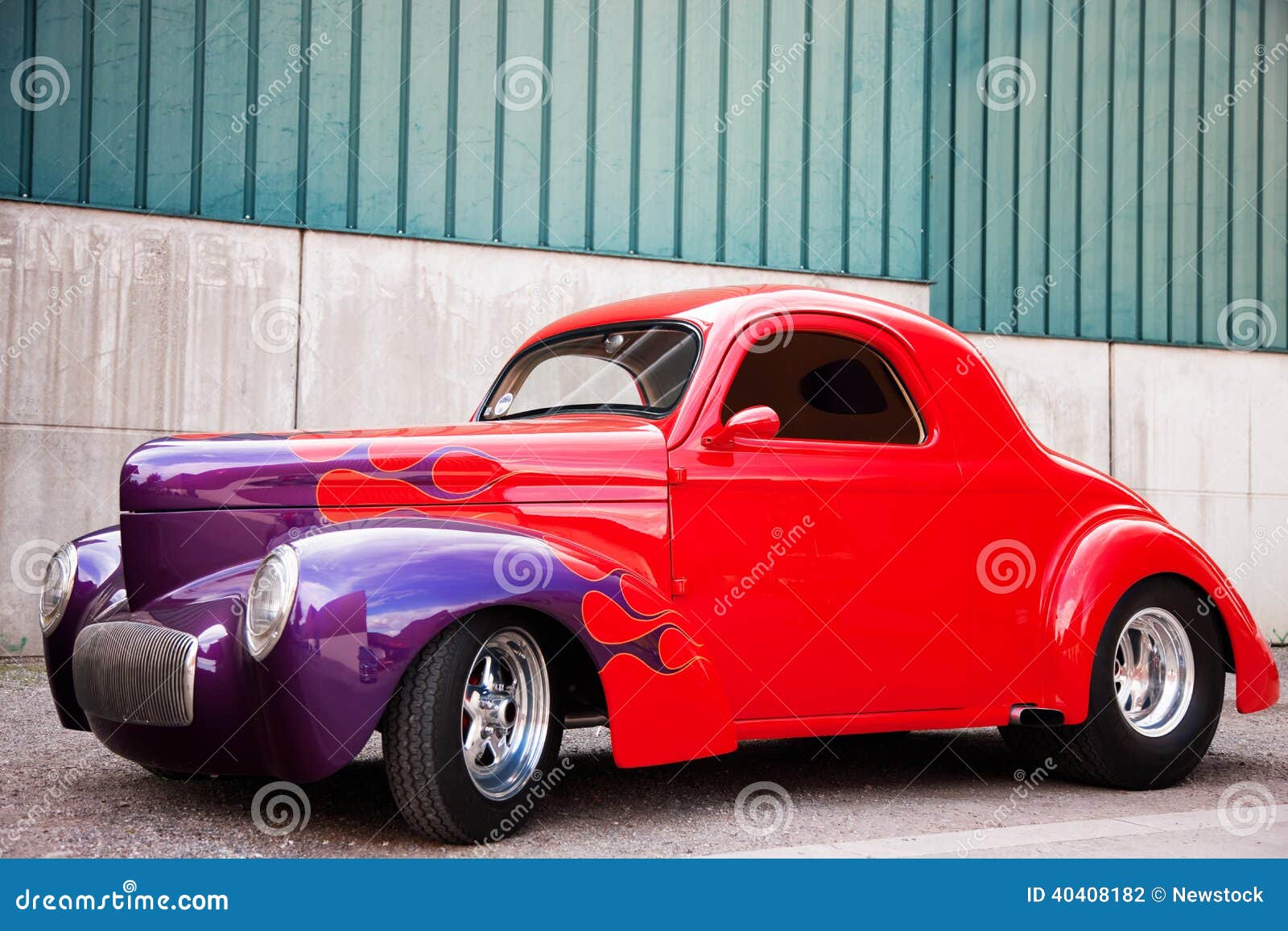 Side View Of American Classic Car Stock Photo - Image: 40408182