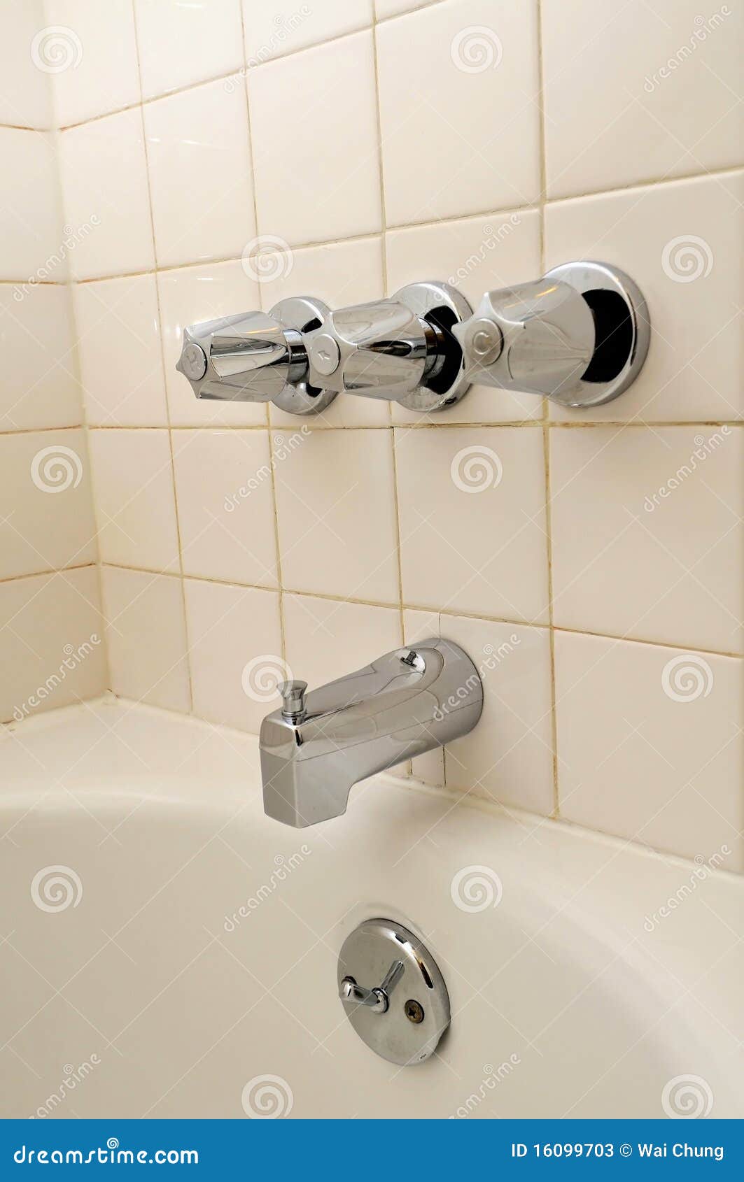 Side View of Bathtub and Water Taps Stock Image - Image of motel, rest ...
