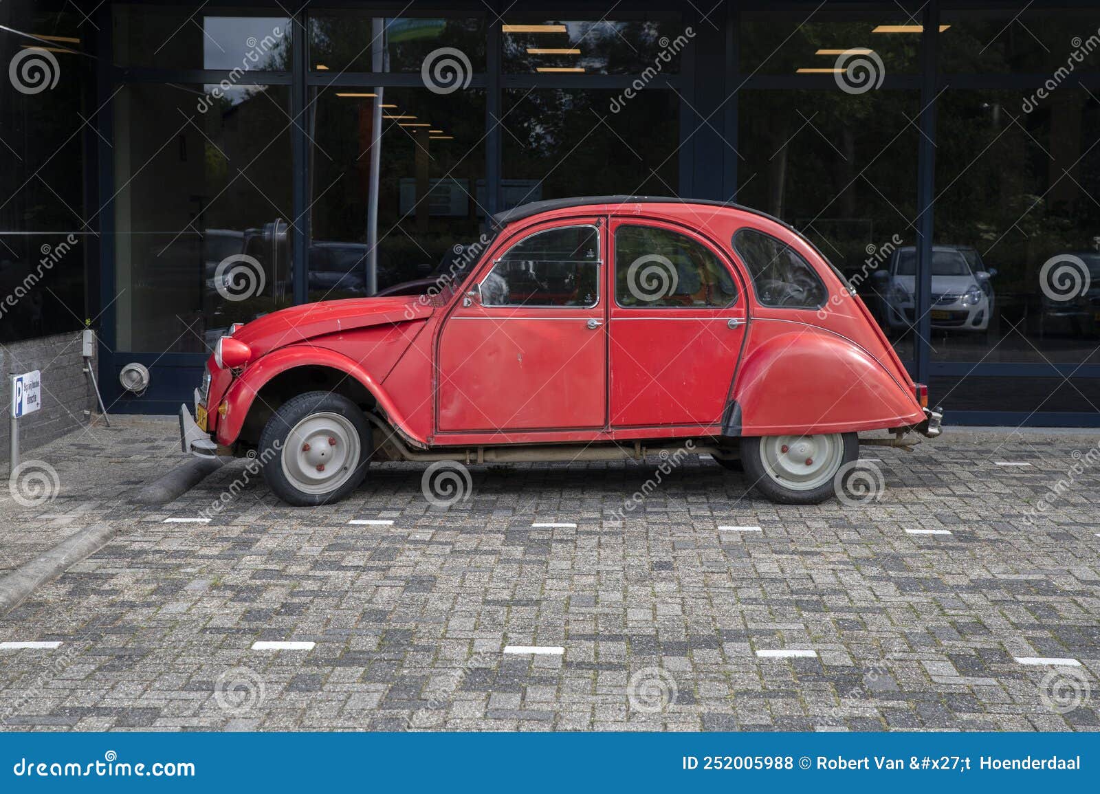 Citroen 2cv6 Charleston Logo Sign And Text Brand Of 2cv In Limited ...