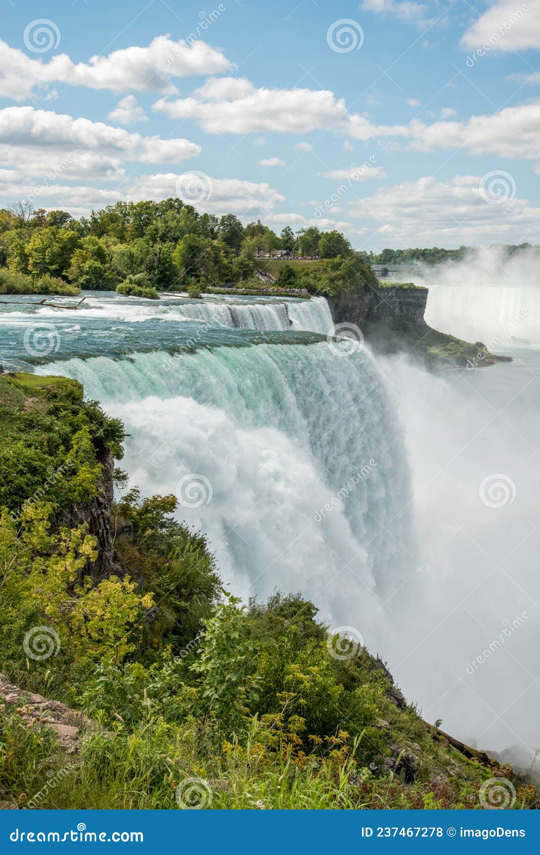 Side View of the Famous American Falls of the Niagara Falls Stock Photo ...