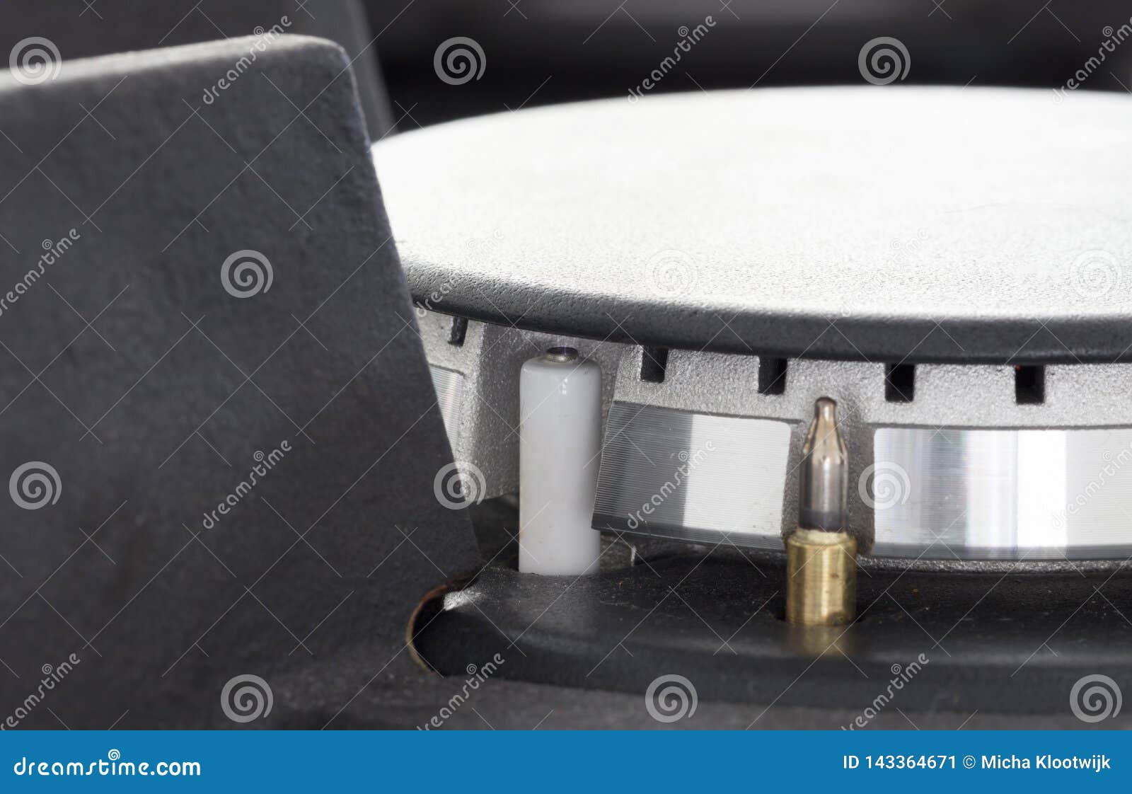 Side View of Gas Modern Stove Stock Image - Image of stainless, kitchen ...