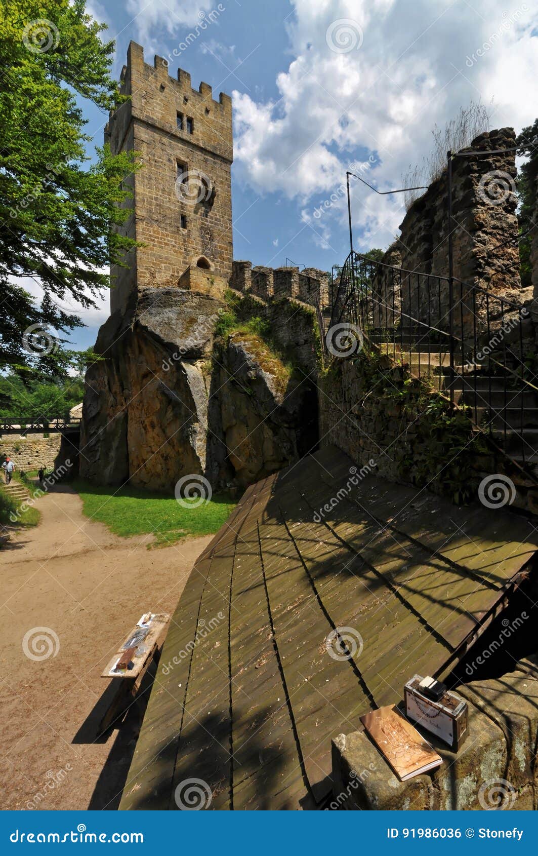 Side view of the hut stock photo. Image of outdoor, history - 91986036