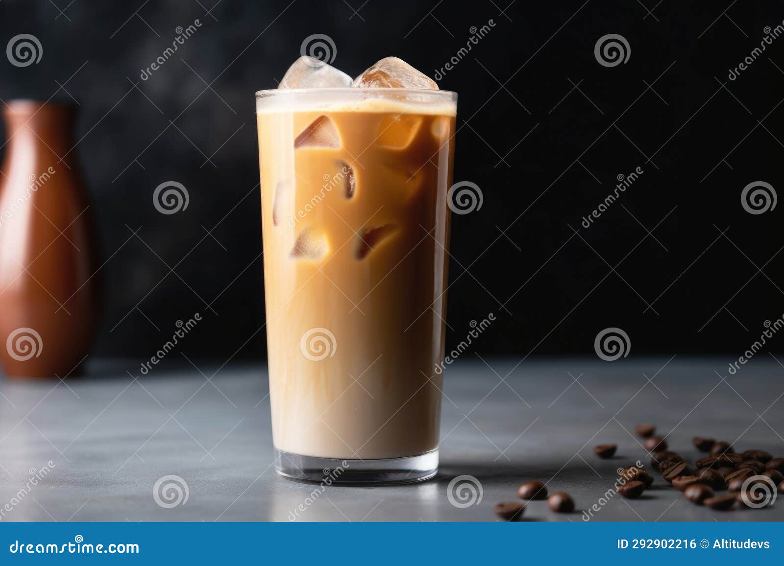Side-view of an Iced Chai Latte Revealing the Color Gradient Stock ...