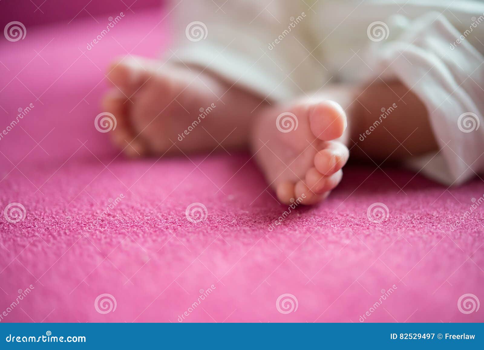 Top View Newborn Baby Feet Stock Photo | CartoonDealer.com #82529976