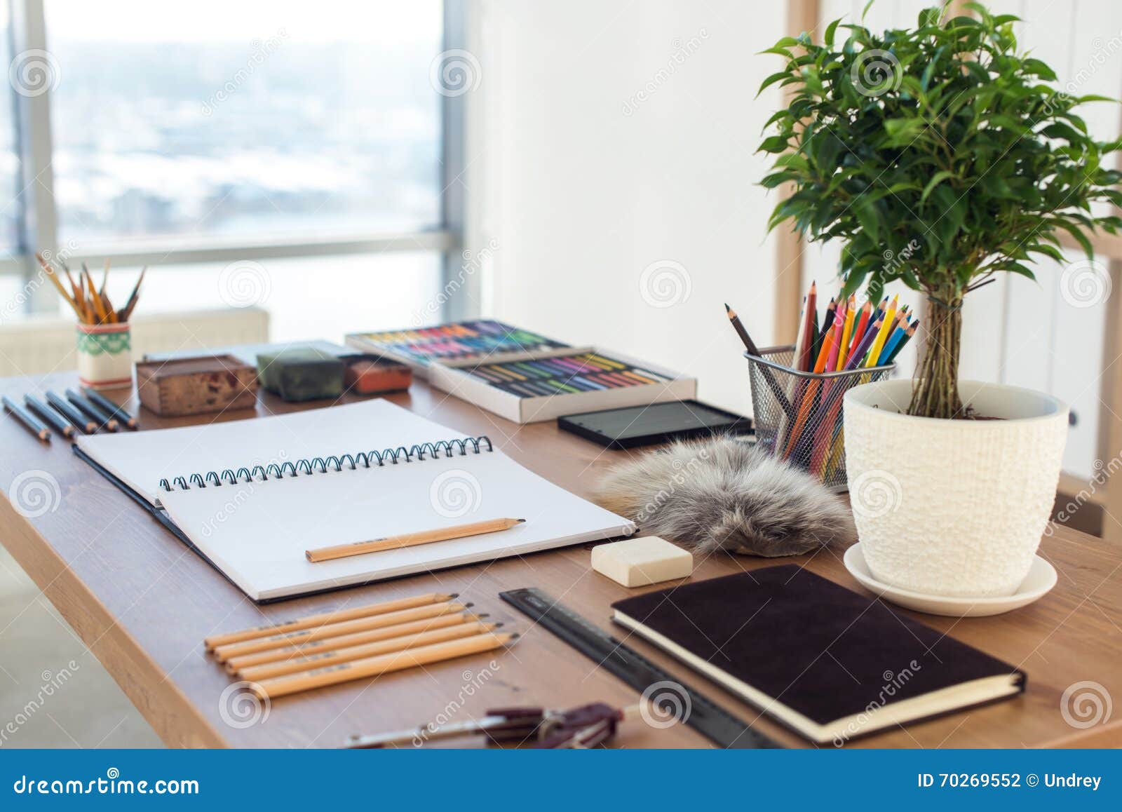 Side View of a Painter Workspace. Wooden Desk with Artistic Tools ...