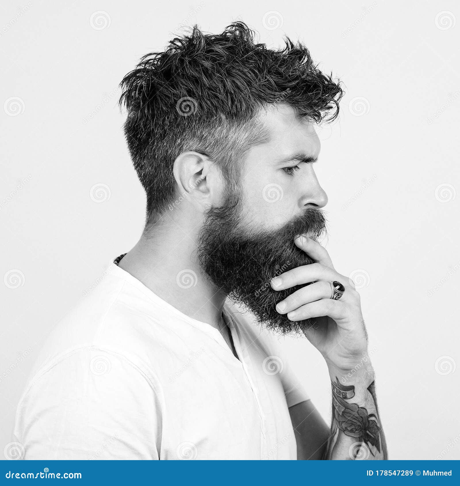 Side View Portrait of Thinking Brutal Bearded Guy Looking Away ...