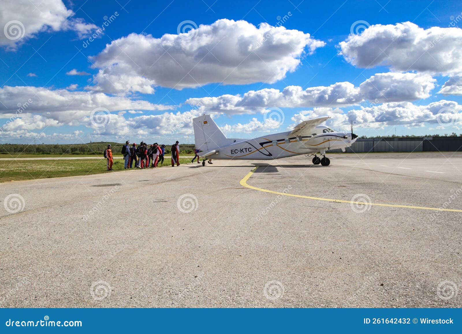 Side View of a Skydiving Airplane on the Runway Editorial Photography ...