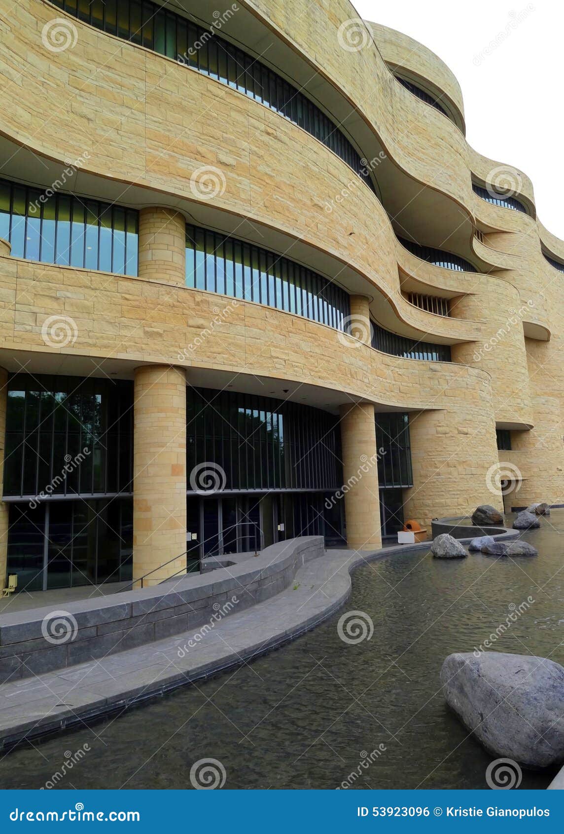 Side View of Smithsonian National Museum of the American Indian ...