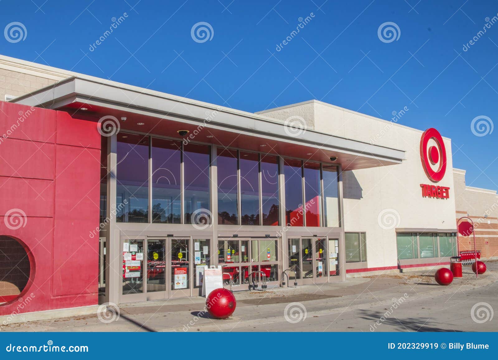 Side view of Target editorial stock image. Image of covid - 202329919