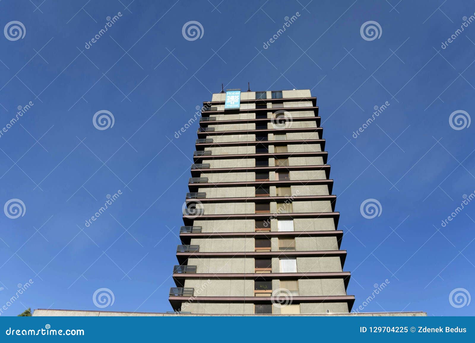 The Side Wall of the Thermal Spa Hotel in Karlovy Vary Editorial Image ...