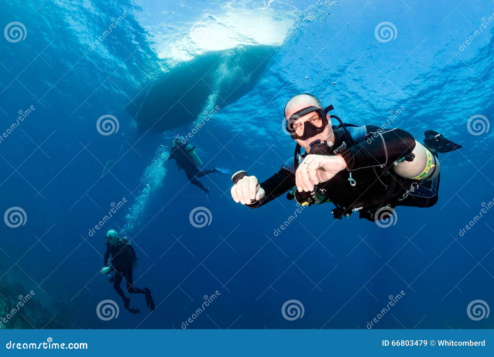 Sidemount diving stock image. Image of deep, marine, male - 66803479