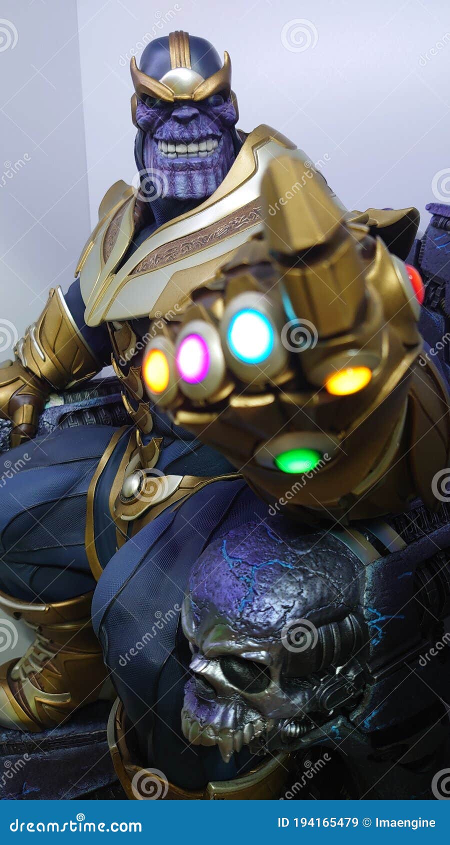 Sideshow Premium Format 1/4 Statues - Marvel Superheroes: Spiderman ...