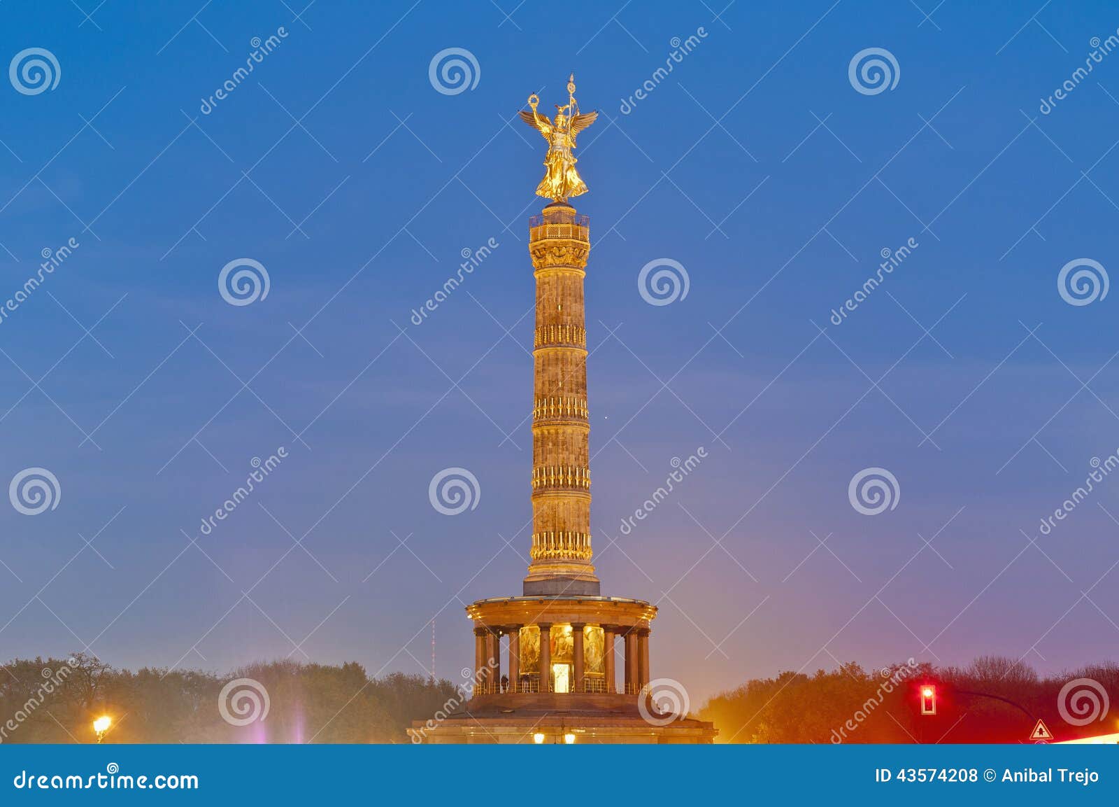 The Siegessaule at Berlin, Germany Stock Photo - Image of landmark ...