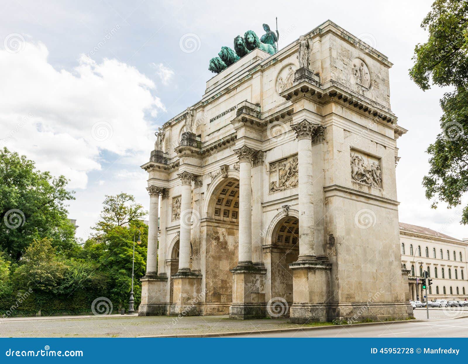 Siegestor in Munich stock photo. Image of victory, tourist - 45952728