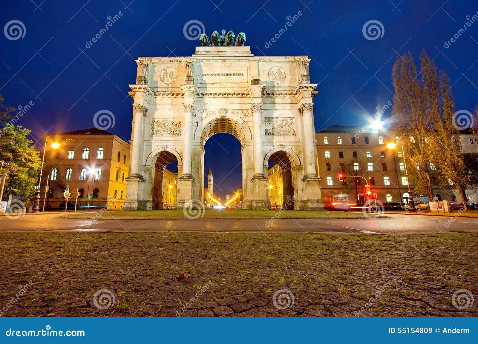 The Siegestor (Victory Gate) at Night in Munich Stock Image - Image of ...